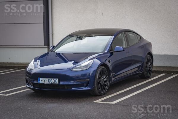 Blue Tesla Model 3 2021 in Riga, with an engine capacity of 0.00 L and mileage of 119 thousand km for 26500 €, photo 1 on AUTOMOTO.COM.LV