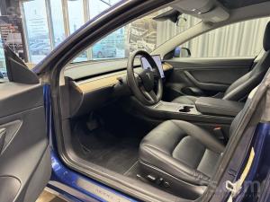 Zils Tesla Model 3 2021 Rīga, ar dzinēja tilpumu 0.00 L un nobraukumu 103 tūkst. km par 26990 €, foto 10 vietnē AUTOMOTO.COM.LV