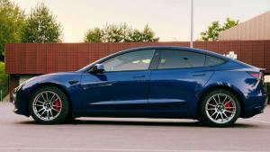 Zils Tesla Model 3 2021 Viļņa, ar dzinēja tilpumu 0.00 L un nobraukumu 112 tūkst. km par 29820 €, foto 3 vietnē AUTOMOTO.COM.LV