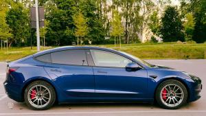 Zils Tesla Model 3 2021 Viļņa, ar dzinēja tilpumu 0.00 L un nobraukumu 112 tūkst. km par 29820 €, foto 6 vietnē AUTOMOTO.COM.LV