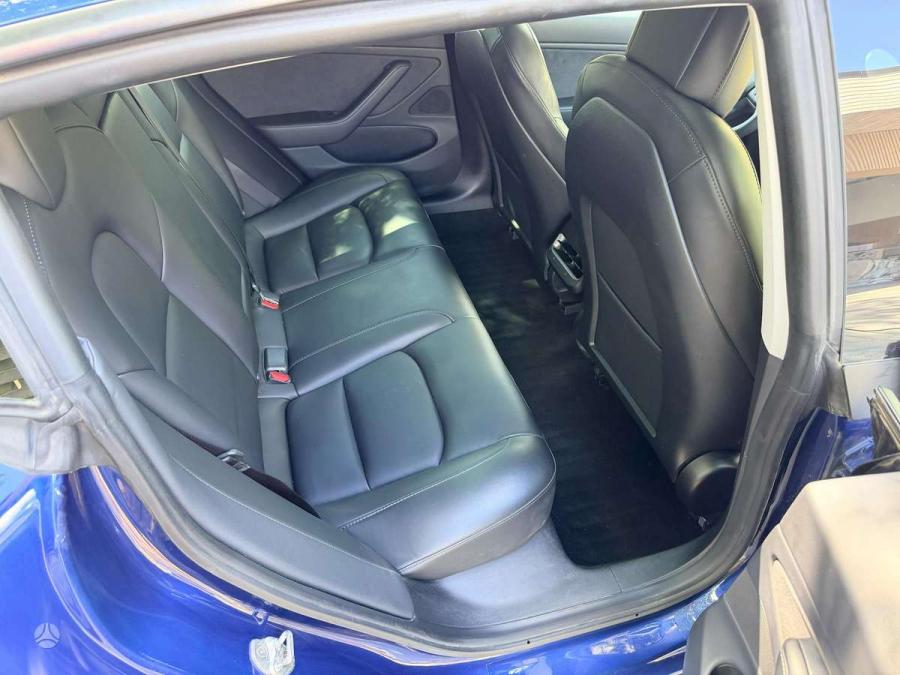 Zils Tesla Model 3 2021 Viļņa, ar dzinēja tilpumu 0.00 L un nobraukumu 112 tūkst. km par 29820 €, foto 15 vietnē AUTOMOTO.COM.LV