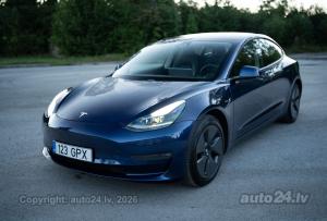 Blue Tesla Model 3 2021 in Parnu, with an engine capacity of 0.00 L and mileage of 118 thousand km for 24990 €, photo  on AUTOMOTO.COM.LV