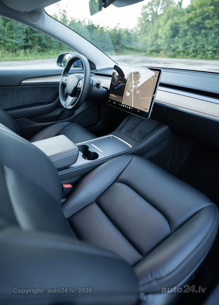 Zils Tesla Model 3 2021 Pērnava, ar dzinēja tilpumu 0.00 L un nobraukumu 118 tūkst. km par 24990 €, foto 16 vietnē AUTOMOTO.COM.LV