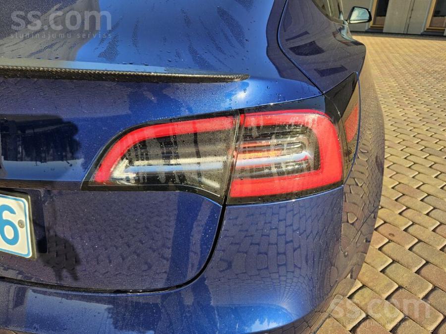 Zils Tesla Model 3 2021 Rīga, ar dzinēja tilpumu 0.00 L un nobraukumu 228 tūkst. km par 18999 €, foto 12 vietnē AUTOMOTO.COM.LV