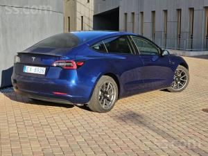 Zils Tesla Model 3 2021 Rīga, ar dzinēja tilpumu 0.00 L un nobraukumu 228 tūkst. km par 18999 €, foto 14 vietnē AUTOMOTO.COM.LV