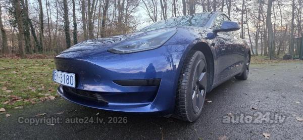 Blue Tesla Model 3 2023 in Riga, with an engine capacity of 0.00 L and mileage of 41 thousand km for 28000 €, photo 6 on AUTOMOTO.COM.LV