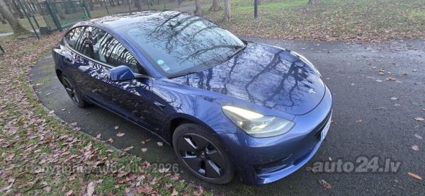 Blue Tesla Model 3 2023 in Riga, with an engine capacity of 0.00 L and mileage of 41 thousand km for 28000 €, photo 7 on AUTOMOTO.COM.LV