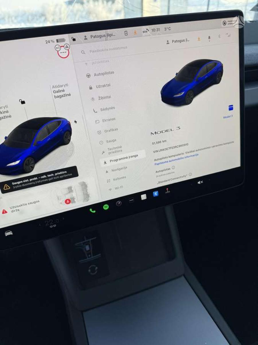 Blue Tesla Model 3 2023 in Kaunas, with an engine capacity of 0.00 L and mileage of 51 thousand km for 14500 €, photo 16 on AUTOMOTO.COM.LV