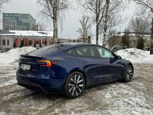 Blue Tesla Model 3 2023 in Tallinn, with an engine capacity of 0.00 L and mileage of 50 thousand km for 46990 €, photo 2 on AUTOMOTO.COM.LV