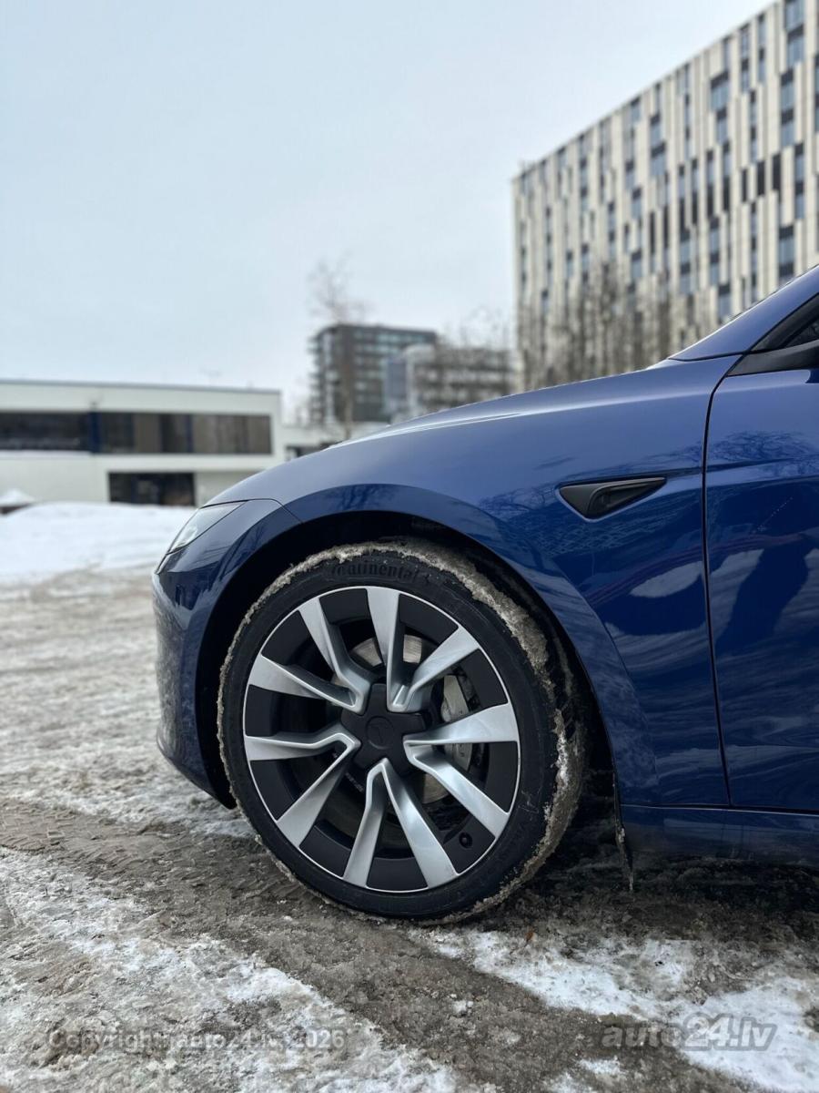 Blue Tesla Model 3 2023 in Tallinn, with an engine capacity of 0.00 L and mileage of 50 thousand km for 46990 €, photo 4 on AUTOMOTO.COM.LV