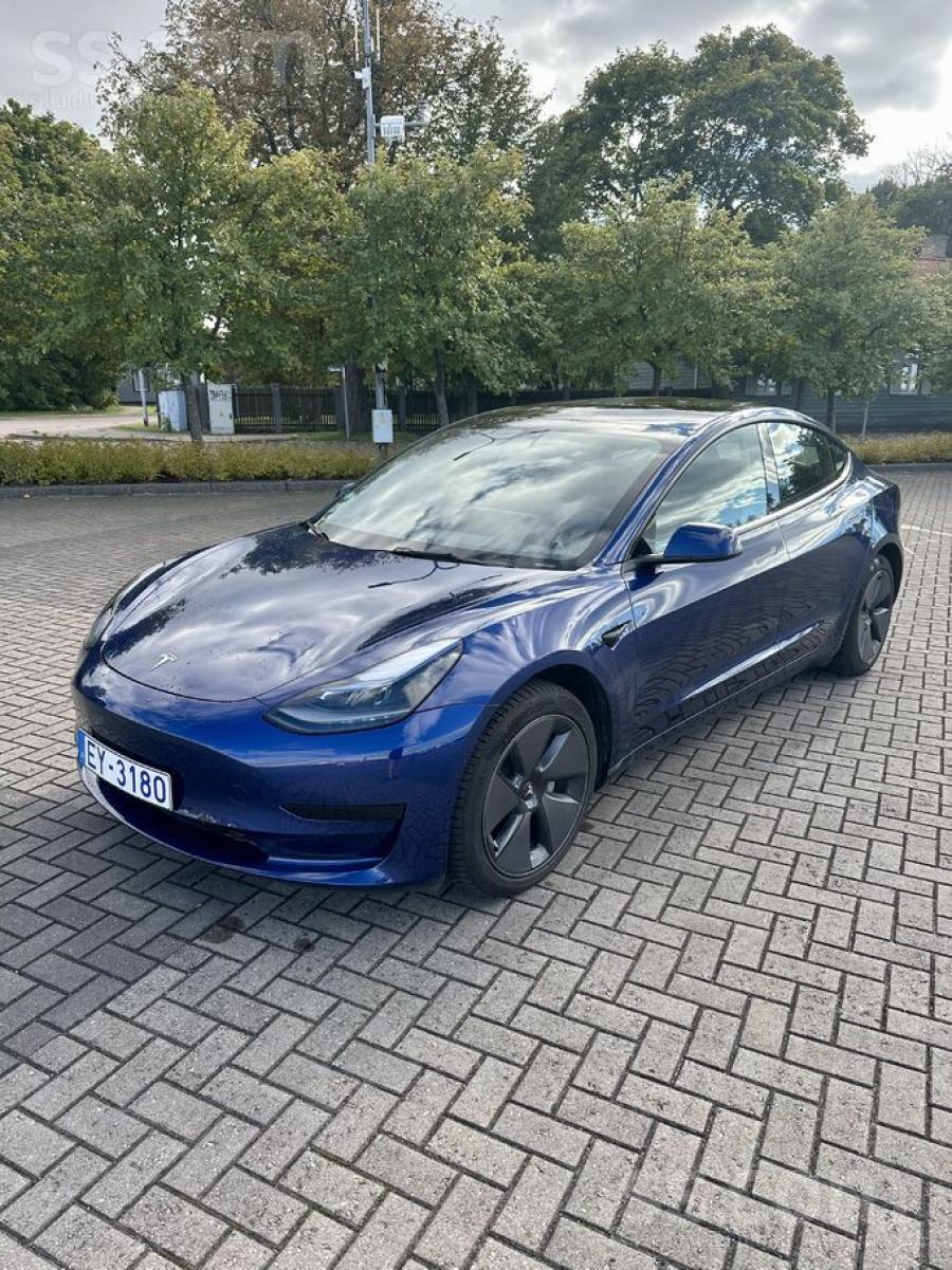 Blue Tesla Model 3 2023 in Riga, with an engine capacity of 0.00 L and mileage of 42 thousand km for 27000 €, photo 6 on AUTOMOTO.COM.LV