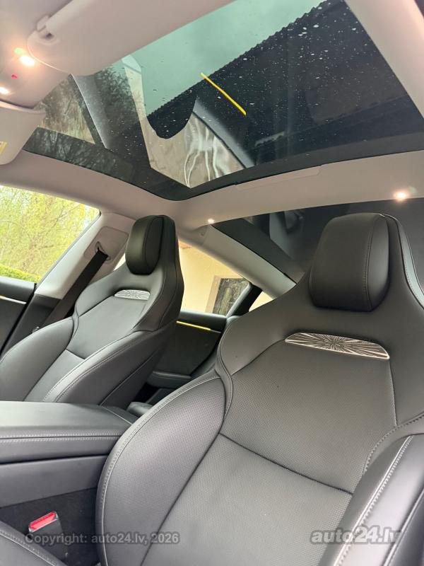 Blue Tesla Model 3 2024 in Tallinn, with an engine capacity of 0.00 L and mileage of 20 thousand km for 51900 €, photo 9 on AUTOMOTO.COM.LV