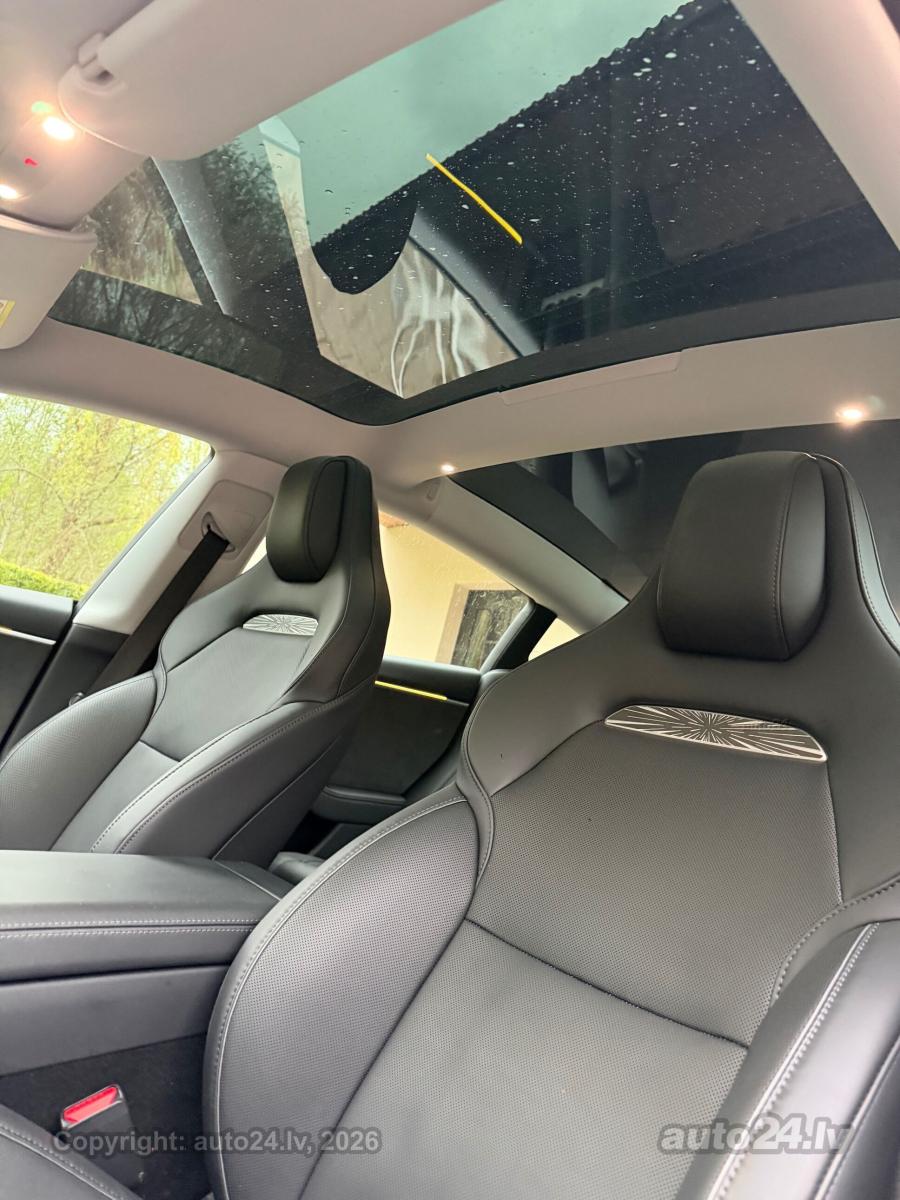 Blue Tesla Model 3 2024 in Tallinn, with an engine capacity of 0.00 L and mileage of 20 thousand km for 51900 €, photo 10 on AUTOMOTO.COM.LV