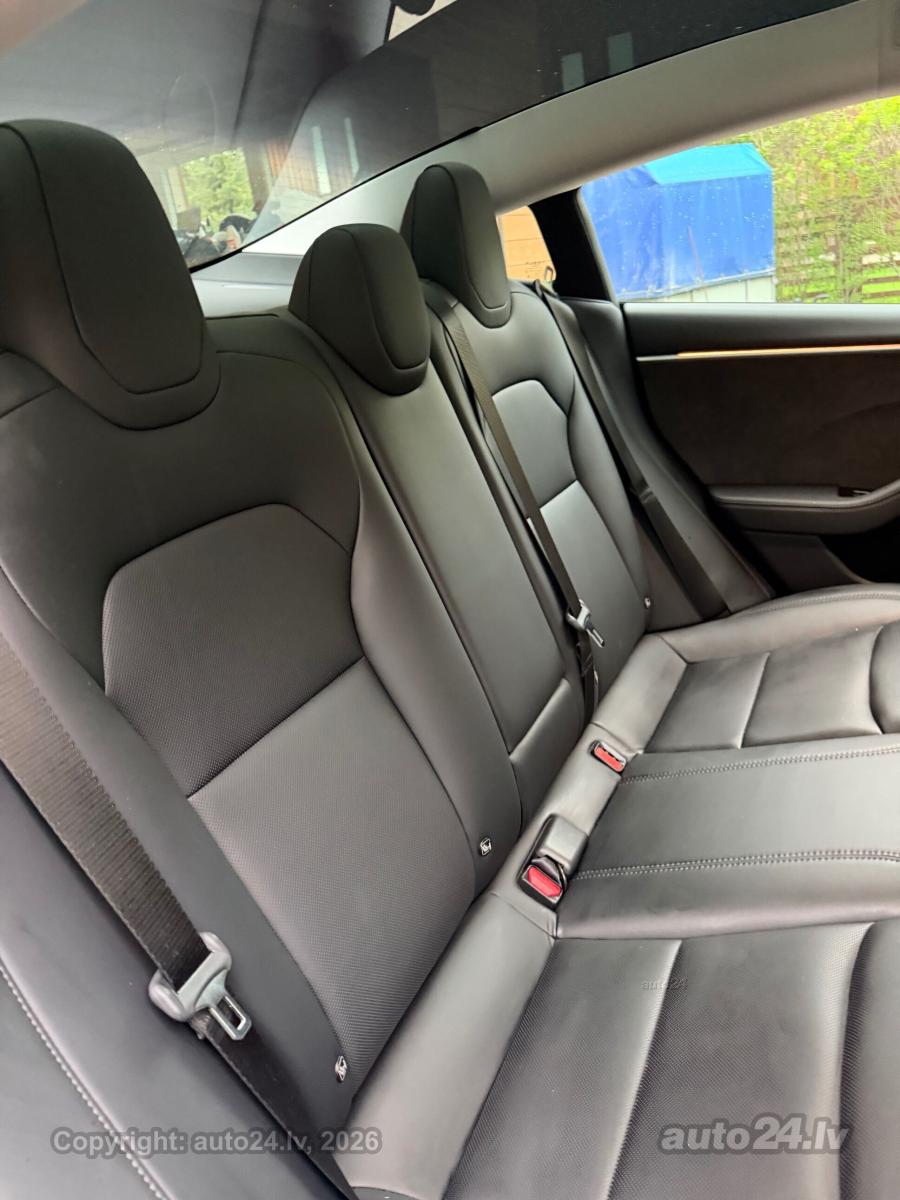 Blue Tesla Model 3 2024 in Tallinn, with an engine capacity of 0.00 L and mileage of 20 thousand km for 51900 €, photo 12 on AUTOMOTO.COM.LV