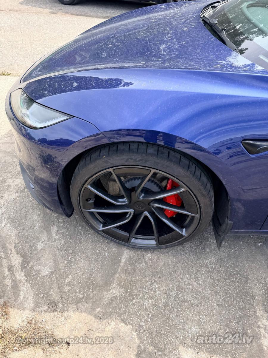 Blue Tesla Model 3 2024 in Tallinn, with an engine capacity of 0.00 L and mileage of 20 thousand km for 51900 €, photo 25 on AUTOMOTO.COM.LV