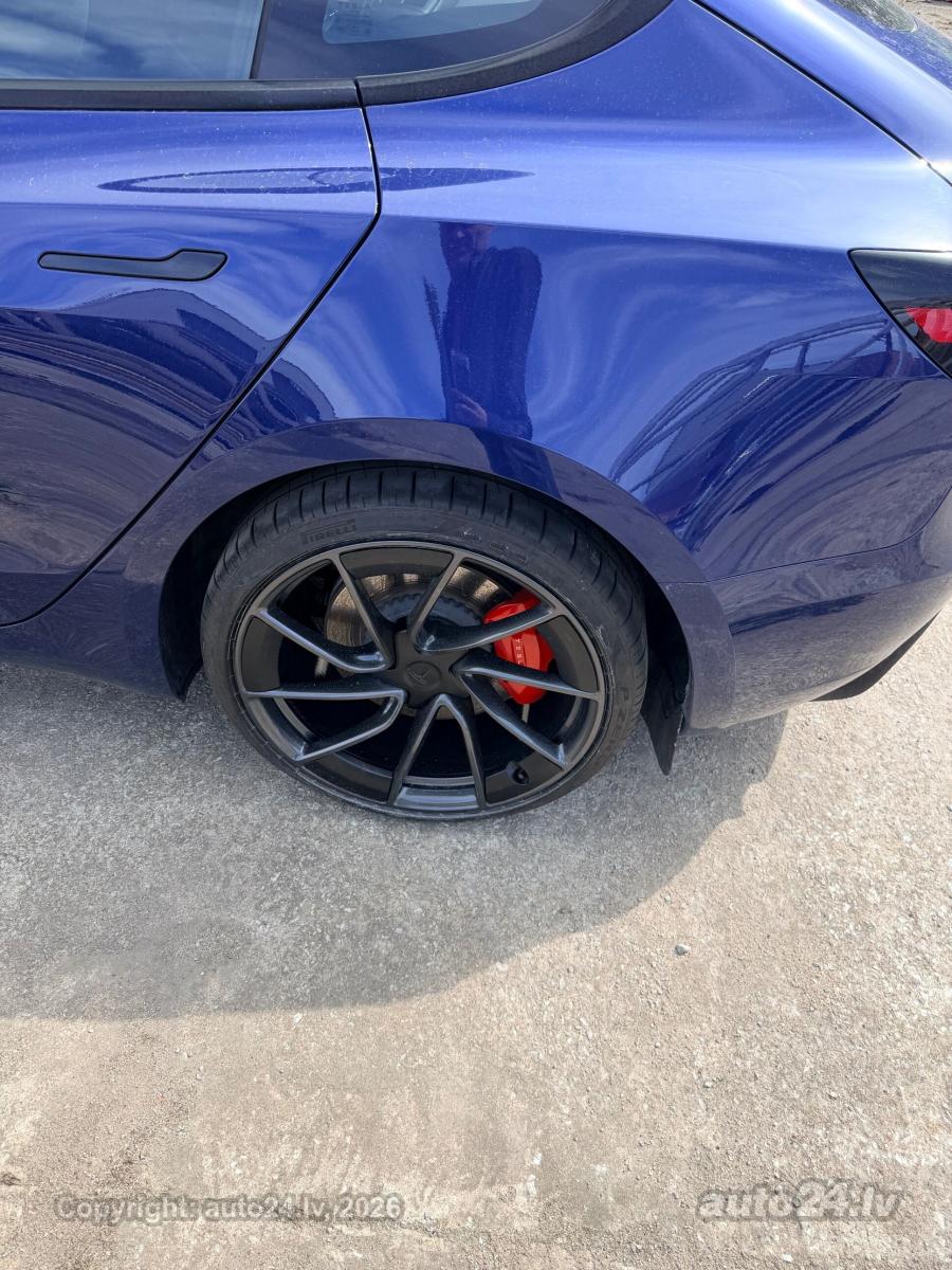 Blue Tesla Model 3 2024 in Tallinn, with an engine capacity of 0.00 L and mileage of 20 thousand km for 51900 €, photo 26 on AUTOMOTO.COM.LV