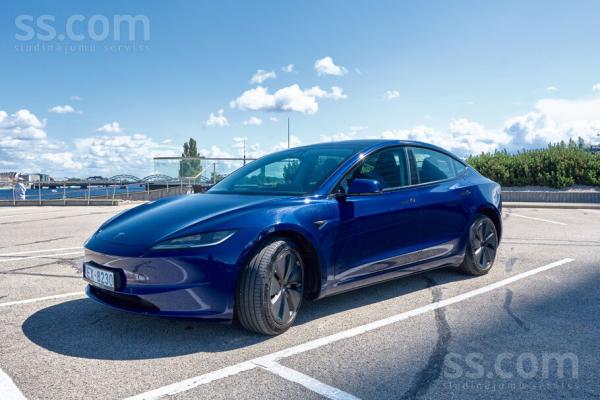 Zils Tesla Model 3 2024 Rīga, ar dzinēja tilpumu 0.00 L un nobraukumu 39 tūkst. km par 38000 €, foto 1 vietnē AUTOMOTO.COM.LV