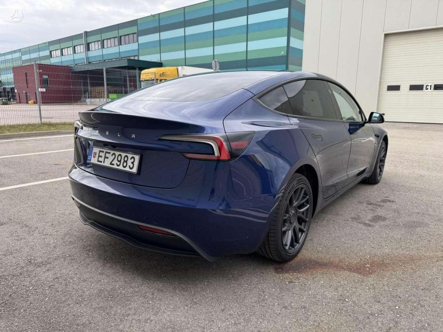 Zils Tesla Model 3 2025 Kauņa, ar dzinēja tilpumu 0.00 L un nobraukumu 15 tūkst. km par 34500 €, foto 4 vietnē AUTOMOTO.COM.LV