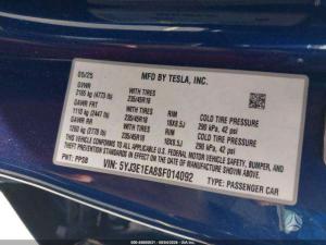 Blue Tesla Model 3 2025 in Klaipeda, with an engine capacity of 0.00 L and mileage of 21 thousand km for 12200 €, photo 11 on AUTOMOTO.COM.LV