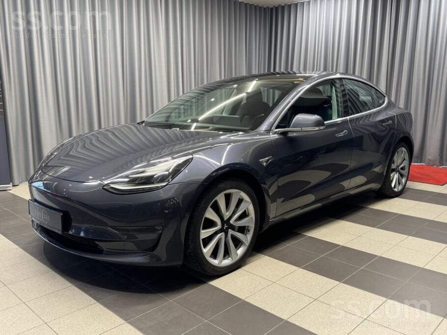 Pelēks Tesla Model 3 2019 Rīga, ar dzinēja tilpumu 0.00 L un nobraukumu 147 tūkst. km par 18990 €, foto 1 vietnē AUTOMOTO.COM.LV