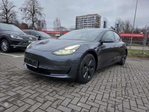 Pelēks Tesla Model 3 2021 Viļņa, ar dzinēja tilpumu 0.00 L un nobraukumu 95 tūkst. km par 25000 €, foto 3 vietnē AUTOMOTO.COM.LV