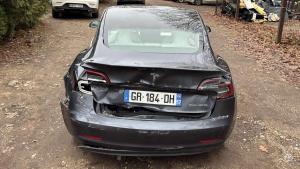 Pelēks Tesla Model 3 2019 Jonava, ar dzinēja tilpumu 0.00 L un nobraukumu 130 tūkst. km par 10999 €, foto 6 vietnē AUTOMOTO.COM.LV