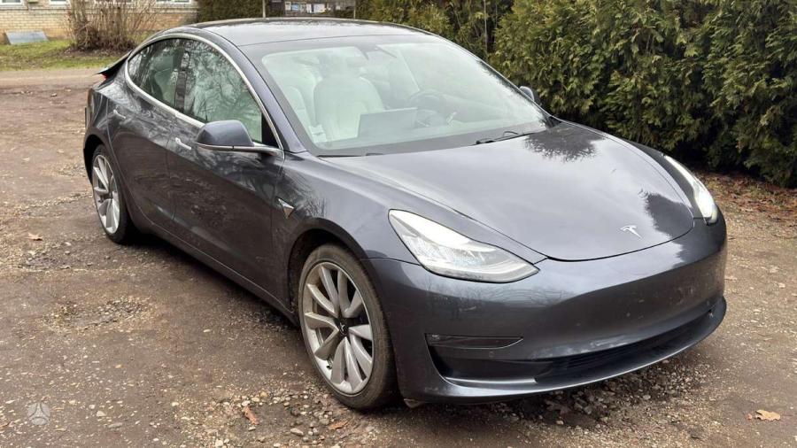 Pelēks Tesla Model 3 2019 Jonava, ar dzinēja tilpumu 0.00 L un nobraukumu 130 tūkst. km par 10999 €, foto 9 vietnē AUTOMOTO.COM.LV