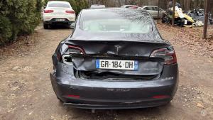 Pelēks Tesla Model 3 2019 Jonava, ar dzinēja tilpumu 0.00 L un nobraukumu 130 tūkst. km par 10999 €, foto 14 vietnē AUTOMOTO.COM.LV