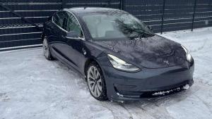Pelēks Tesla Model 3 2019 Jonava, ar dzinēja tilpumu 0.00 L un nobraukumu 130 tūkst. km par 9700 €, foto  vietnē AUTOMOTO.COM.LV