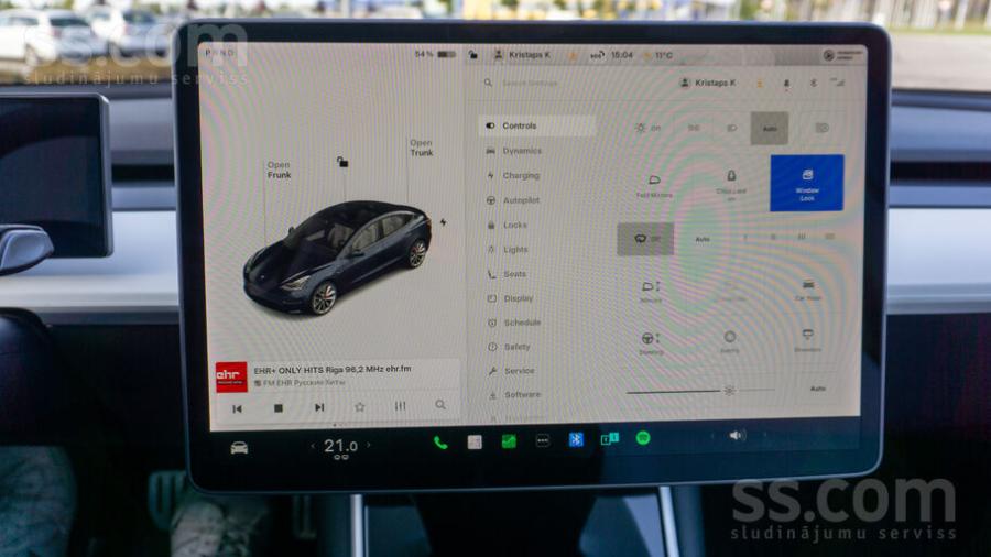 Grey Tesla Model 3 2020 in Riga, with an engine capacity of 0.00 L and mileage of 127 thousand km for 21990 €, photo 15 on AUTOMOTO.COM.LV