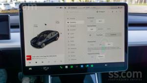 Grey Tesla Model 3 2020 in Riga, with an engine capacity of 0.00 L and mileage of 127 thousand km for 21990 €, photo 16 on AUTOMOTO.COM.LV
