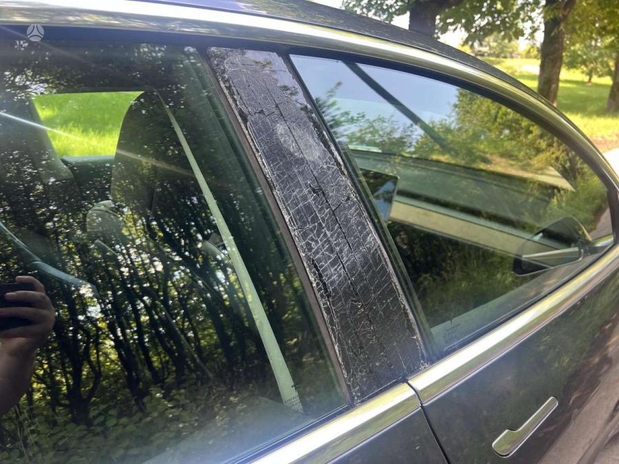 Pelēks Tesla Model 3 2020 Kauņa, ar dzinēja tilpumu 0.00 L un nobraukumu 300 tūkst. km par 10450 €, foto 12 vietnē AUTOMOTO.COM.LV