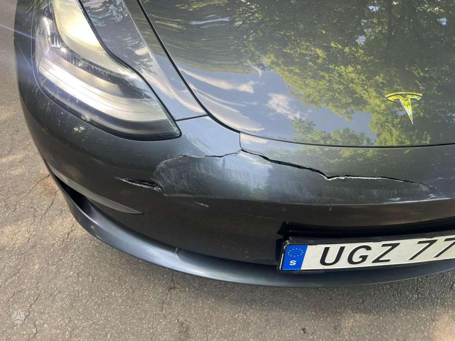 Pelēks Tesla Model 3 2020 Kauņa, ar dzinēja tilpumu 0.00 L un nobraukumu 300 tūkst. km par 10450 €, foto 17 vietnē AUTOMOTO.COM.LV