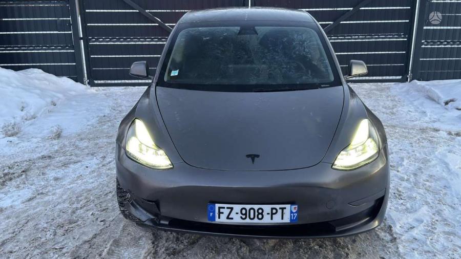 Pelēks Tesla Model 3 2021 Jonava, ar dzinēja tilpumu 0.00 L un nobraukumu 50 tūkst. km par 15650 €, foto 10 vietnē AUTOMOTO.COM.LV