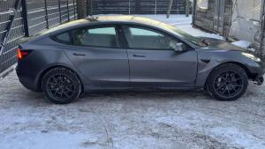 Pelēks Tesla Model 3 2021 Jonava, ar dzinēja tilpumu 0.00 L un nobraukumu 50 tūkst. km par 15650 €, foto 12 vietnē AUTOMOTO.COM.LV