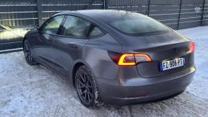 Pelēks Tesla Model 3 2021 Jonava, ar dzinēja tilpumu 0.00 L un nobraukumu 50 tūkst. km par 15200 €, foto 13 vietnē AUTOMOTO.COM.LV