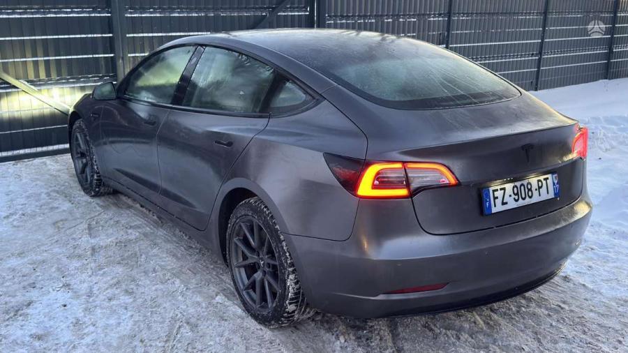 Pelēks Tesla Model 3 2021 Jonava, ar dzinēja tilpumu 0.00 L un nobraukumu 50 tūkst. km par 15200 €, foto 13 vietnē AUTOMOTO.COM.LV