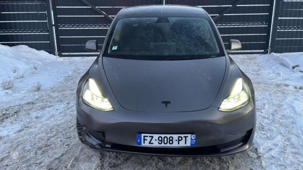 Pelēks Tesla Model 3 2021 Jonava, ar dzinēja tilpumu 0.00 L un nobraukumu 50 tūkst. km par 14500 €, foto 10 vietnē AUTOMOTO.COM.LV