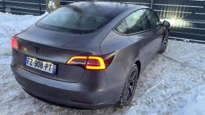 Grey Tesla Model 3 2021 in Jonava, with an engine capacity of 0.00 L and mileage of 50 thousand km for 14500 €, photo 13 on AUTOMOTO.COM.LV