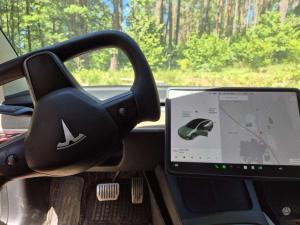 Grey Tesla Model 3 2021 in Vilnius, with an engine capacity of 0.00 L and mileage of 72 thousand km for 22000 €, photo 5 on AUTOMOTO.COM.LV