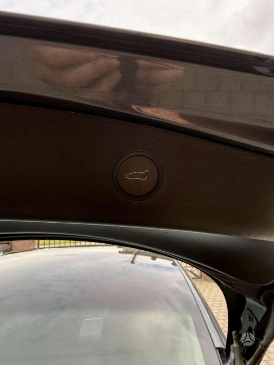Grey Tesla Model 3 2021 in Klaipeda, with an engine capacity of 0.00 L and mileage of 46 thousand km for 18800 €, photo 8 on AUTOMOTO.COM.LV