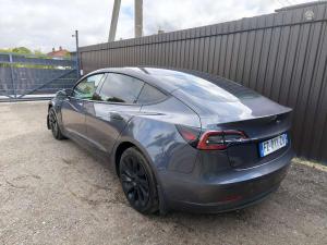 Pelēks Tesla Model 3 2021 Kauņa, ar dzinēja tilpumu 0.00 L un nobraukumu 120 tūkst. km par 11300 €, foto 8 vietnē AUTOMOTO.COM.LV