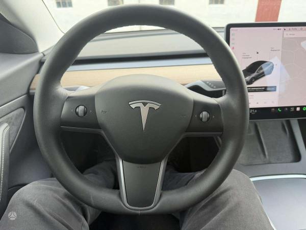 Серый Тесла Модель 3 2021 в Каунас, объемом двигателя 0.00 л и пробегом 171 тыс. км за 14299 €, фото 7 на AUTOMOTO.COM.LV