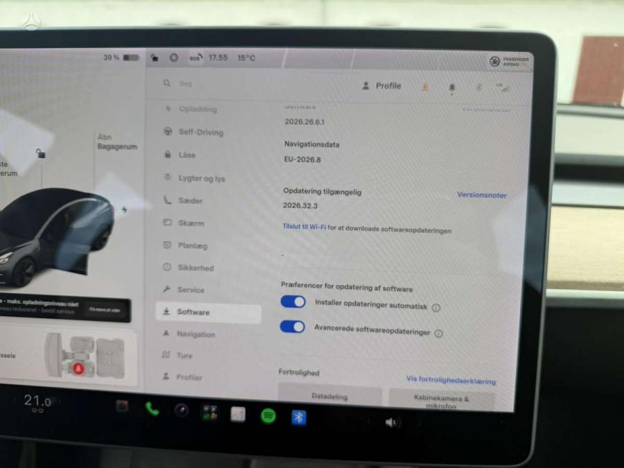 Grey Tesla Model 3 2021 in Kaunas, with an engine capacity of 0.00 L and mileage of 171 thousand km for 14299 €, photo 8 on AUTOMOTO.COM.LV