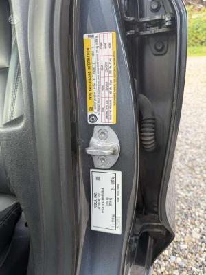 Grey Tesla Model 3 2021 in Kaunas, with an engine capacity of 0.00 L and mileage of 171 thousand km for 14299 €, photo 14 on AUTOMOTO.COM.LV