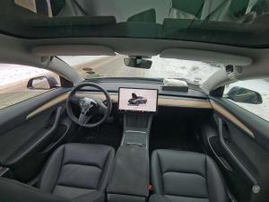 Grey Tesla Model 3 2022 in Kaunas, with an engine capacity of 0.00 L and mileage of 33 thousand km for 12300 €, photo 24 on AUTOMOTO.COM.LV