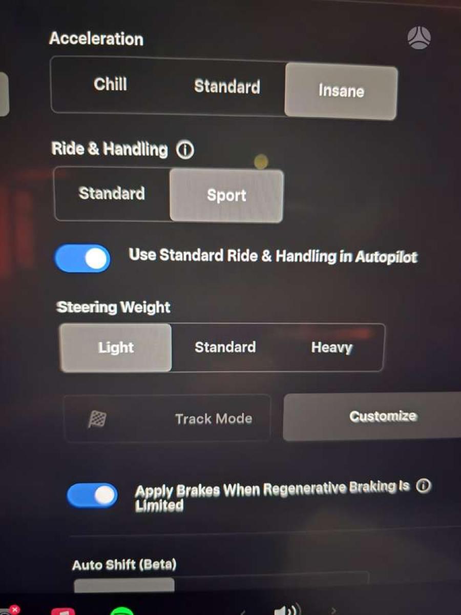 Серый Тесла Модель 3 2024 в Клайпеда, объемом двигателя 0.00 л и пробегом 30 тыс. км за 35900 €, фото 32 на AUTOMOTO.COM.LV