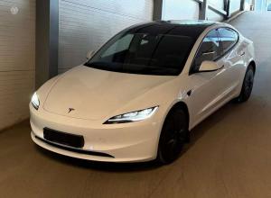Pelēks Tesla Model 3 2024 Kauņa, ar dzinēja tilpumu 0.00 L un nobraukumu 2 tūkst. km par 31999 €, foto  vietnē AUTOMOTO.COM.LV