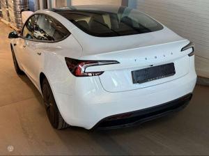 Pelēks Tesla Model 3 2024 Kauņa, ar dzinēja tilpumu 0.00 L un nobraukumu 2 tūkst. km par 31999 €, foto 4 vietnē AUTOMOTO.COM.LV