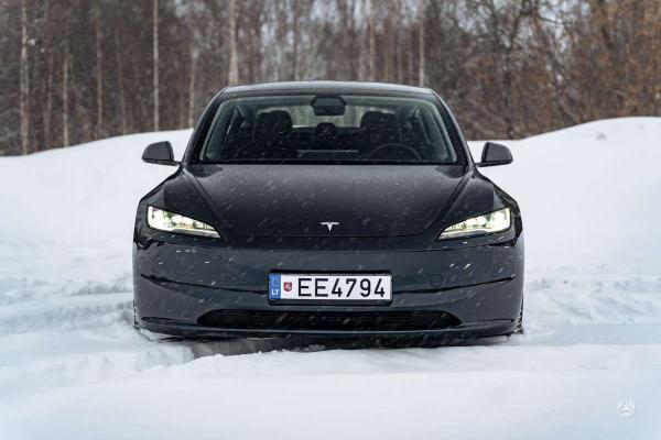 Grey Tesla Model 3 2025 in Klaipeda, with an engine capacity of 0.00 L and mileage of 470 thousand km for 29900 €, photo 1 on AUTOMOTO.COM.LV